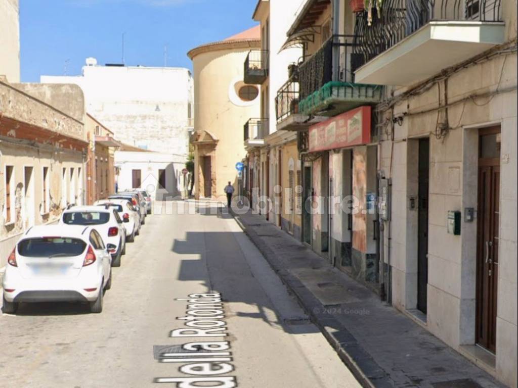 Affitto Appartamento Augusta. Bilocale in via della Rotonda Sn. Ottimo ...
