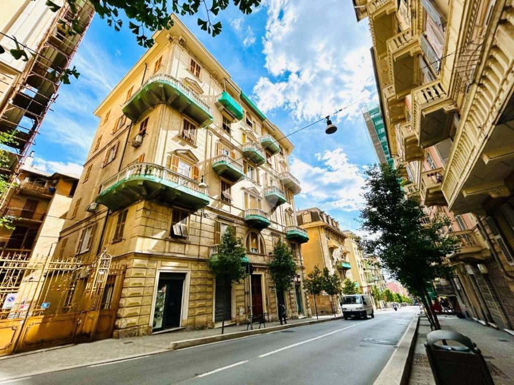 Vendita Appartamento in viale Carlo Canepa 15. Genova. Buono stato ...