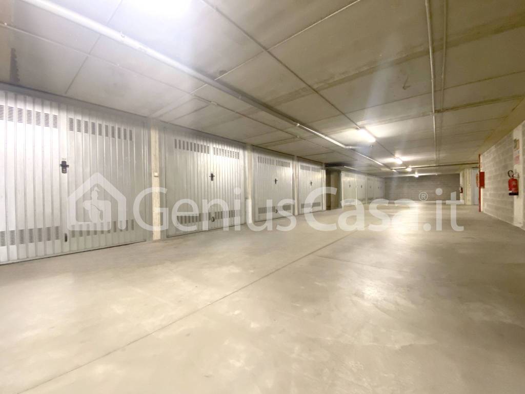 Garage - Box via dei Carafa, Milano, Rif. 114695797 - Immobiliare.it