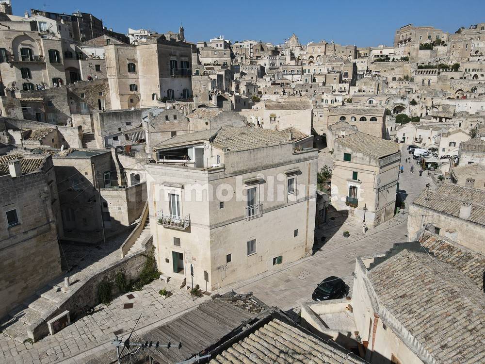 Sale Single-family detached house Matera. Excellent condition, with ...