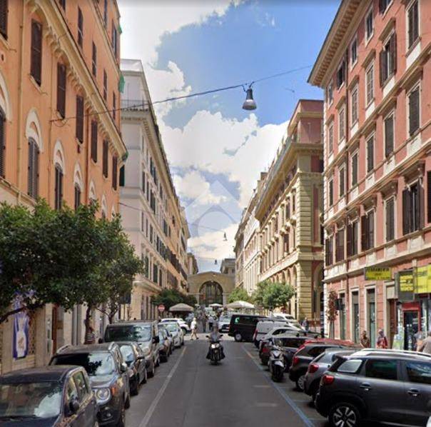 Locale commerciale via Alessandria, Roma, Rif. 114707657 - Immobiliare.it