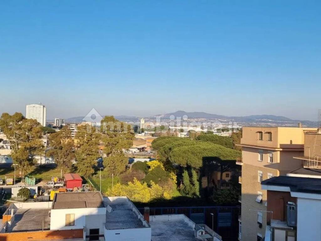 Vendita Appartamento Pomezia. Quadrilocale in via Roma, 192. Buono ...