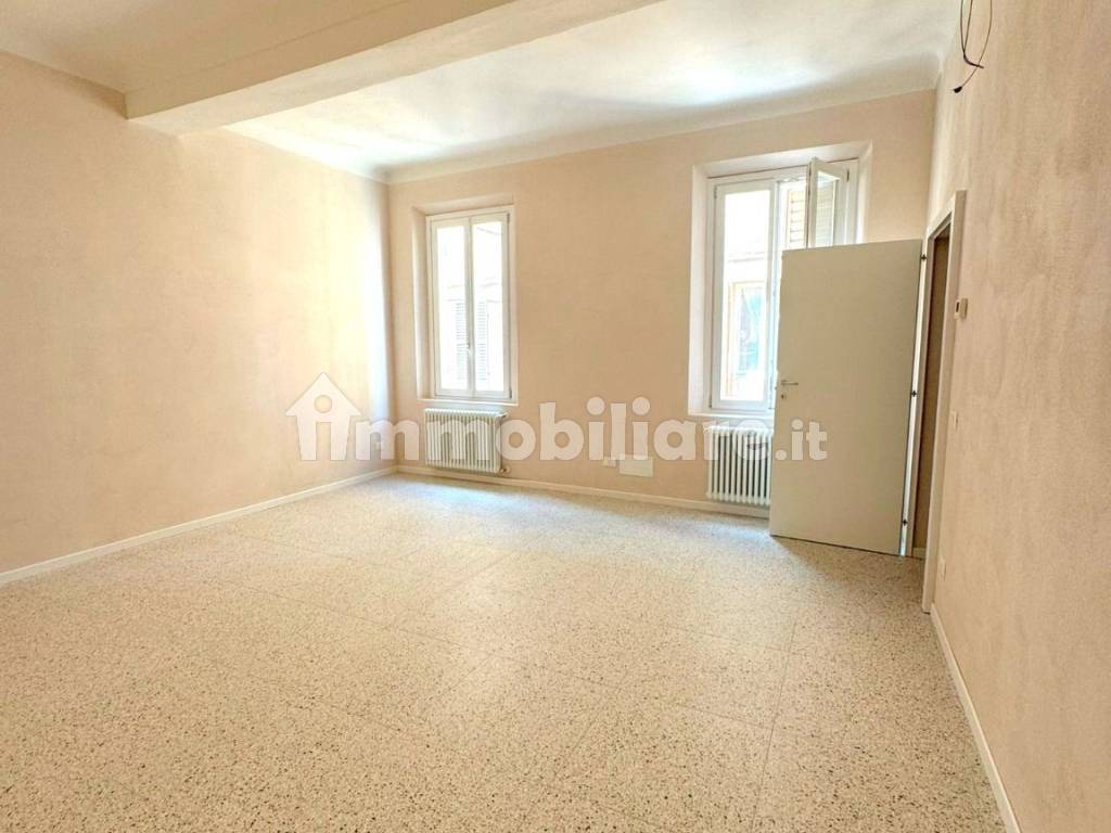 Affitto Appartamento Modena. Bilocale in via Francesco Selmi. Ottimo ...