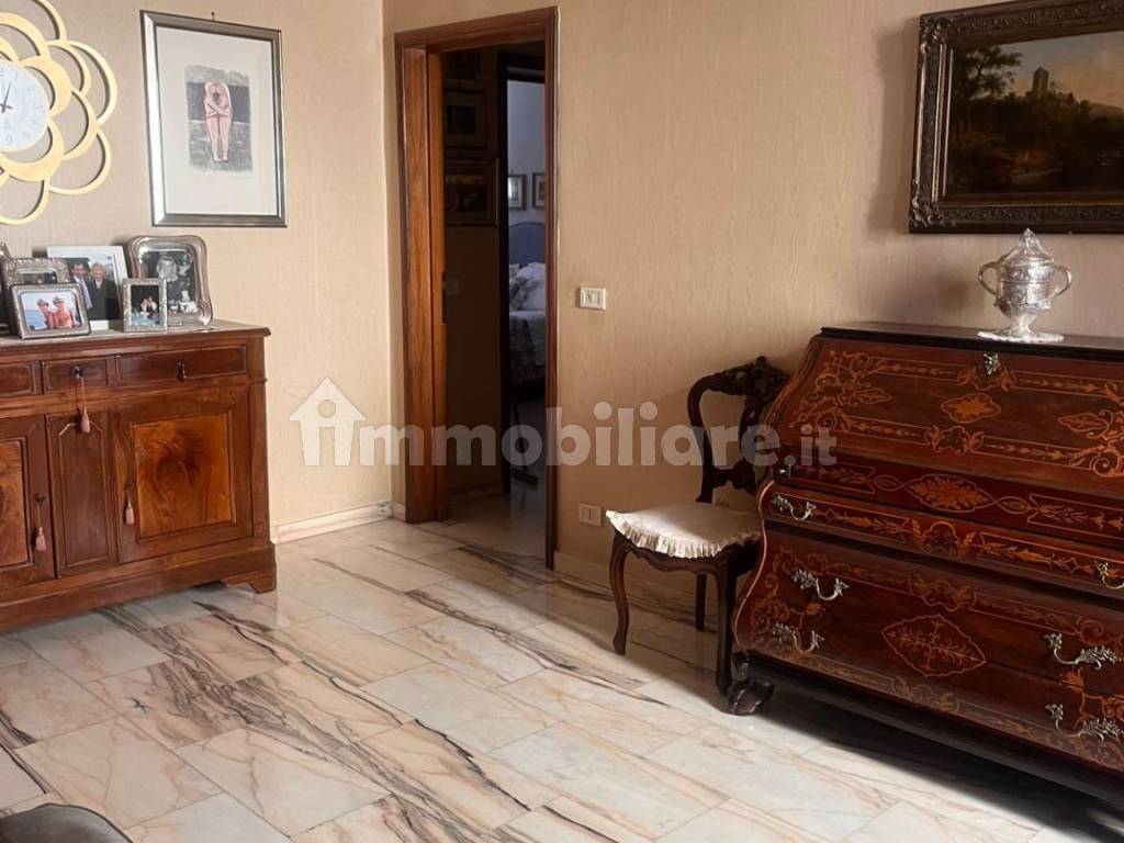 Vendita Appartamento Roma. Quadrilocale in via Milazzo. Buono stato ...