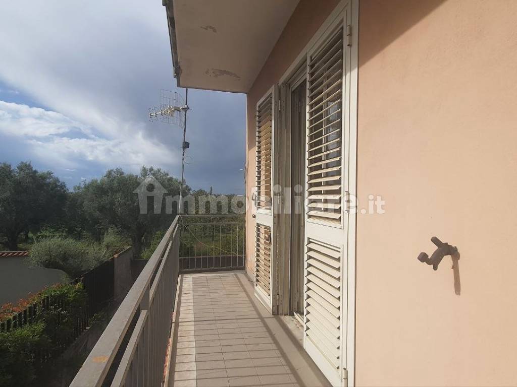 Vendita Appartamento Bellona. Trilocale in via Triflisco. Buono stato ...