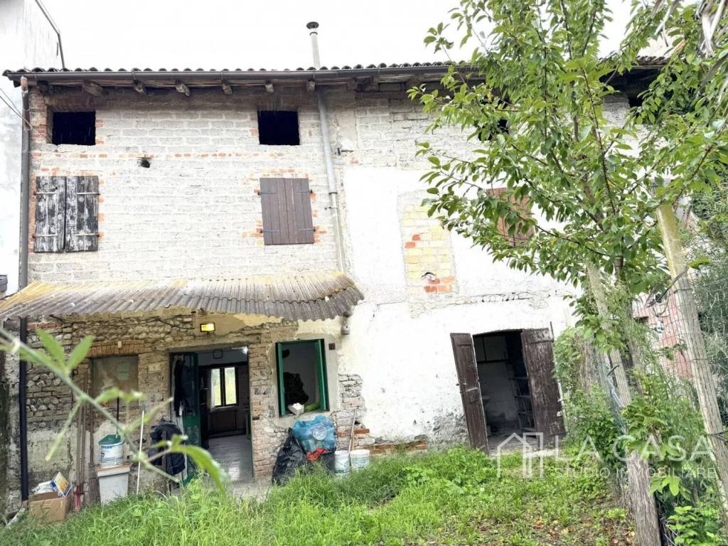 Vendita Rustico in via Fornasini San C. Valvasone Arzene. Da ...