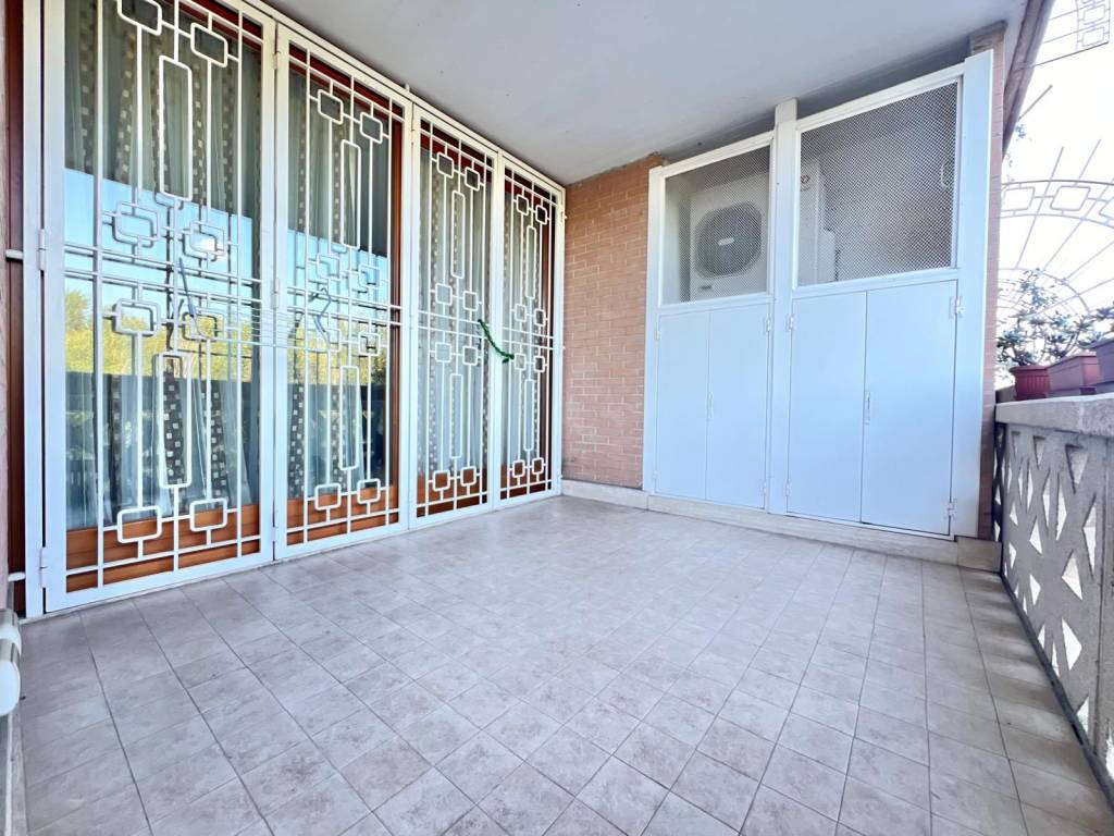 Vendita Appartamento Roma. Quadrilocale in via Roberto Ago 26. Nuovo ...