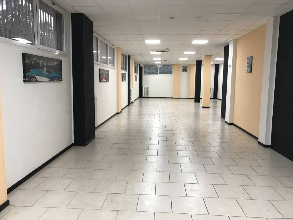 Locale commerciale viale Virginia Reiter 127, Modena, Rif. 114823617 ...