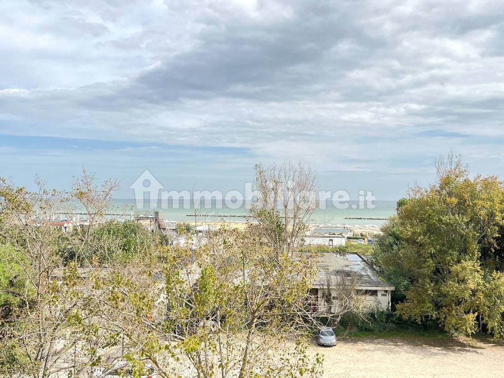 Vendita Appartamento Ravenna. Trilocale in viale Fratelli Vivaldi 38. Ottimo stato, quarto piano ...