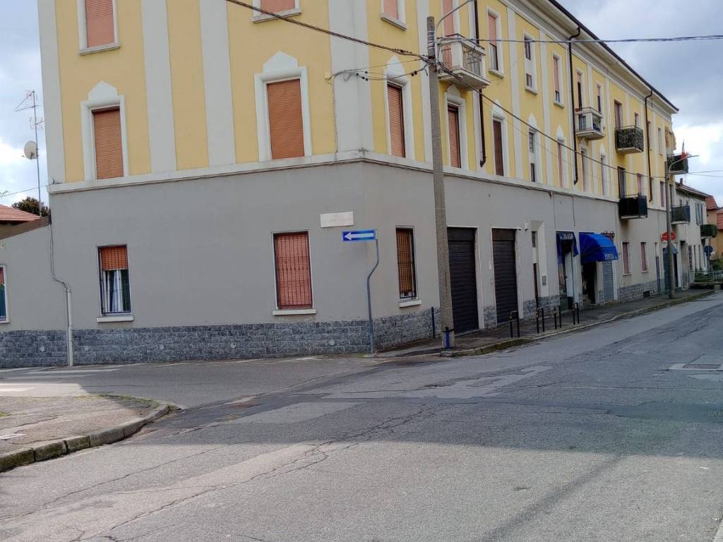 Vendita Appartamento Nova Milanese. Bilocale in via Assunta. Buono ...