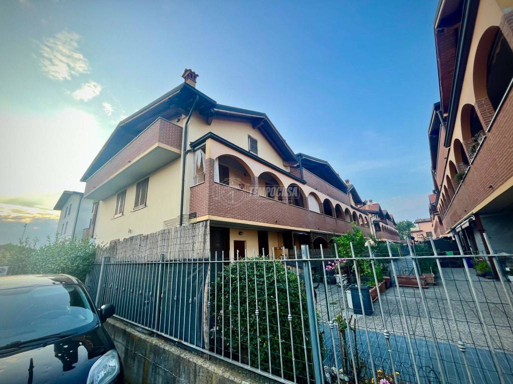 Vendita Appartamento Comazzo. Monolocale in via Andrea Crenna 3. Ottimo ...