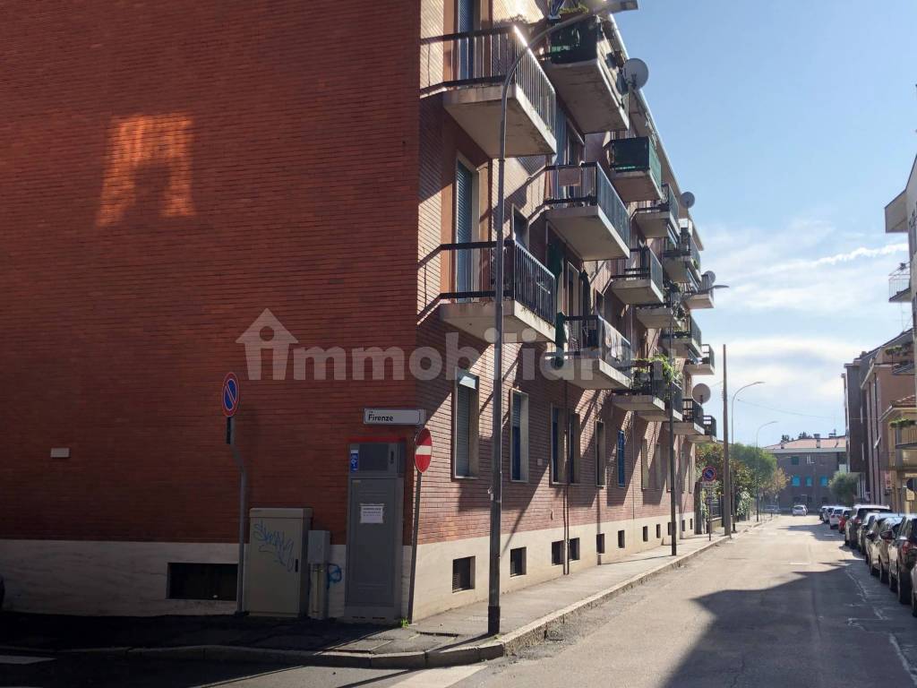 Vendita Appartamento Pioltello. Bilocale in via Firenze 19. Buono stato ...