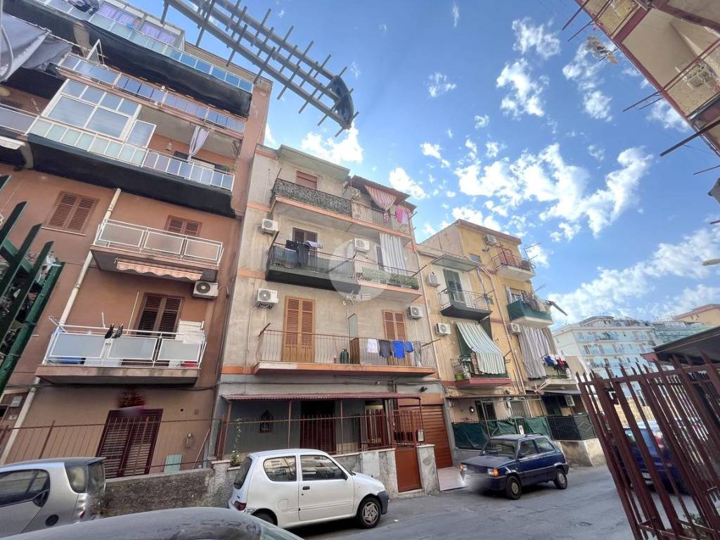 Vendita Appartamento Palermo. Bilocale in via Anapo 9. Buono stato ...