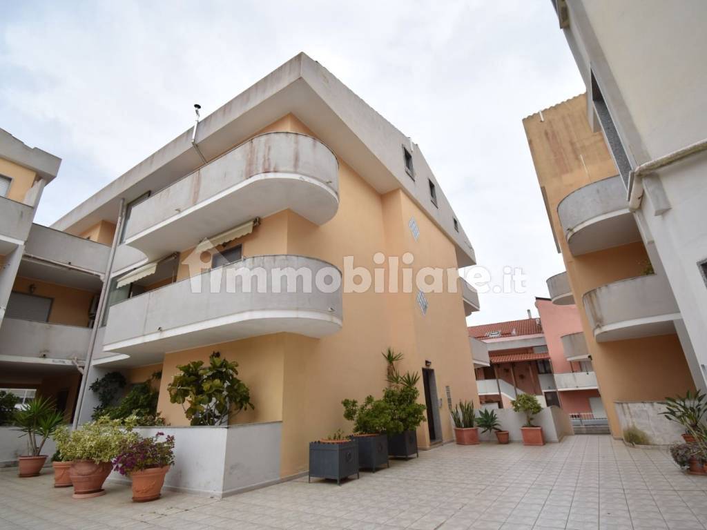 Vendita Appartamento in via Vincenzo Corvetto 14. Carloforte. Buono ...