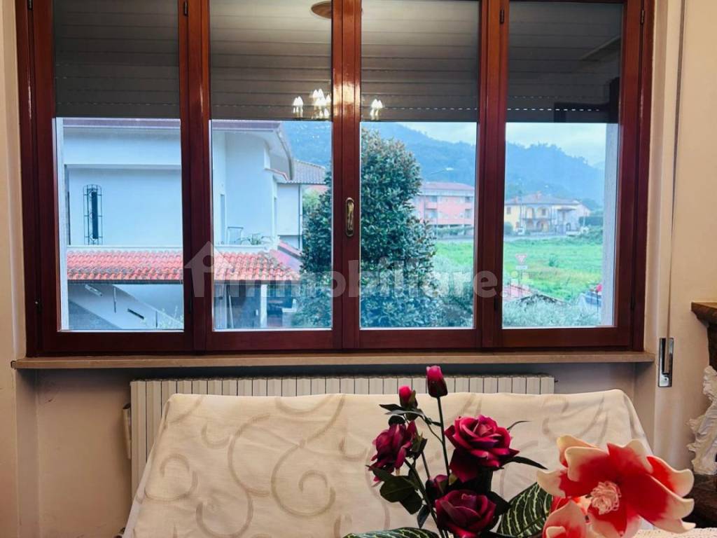 Affitto Appartamento in Barbarasco. Tresana. Ottimo stato, primo piano ...