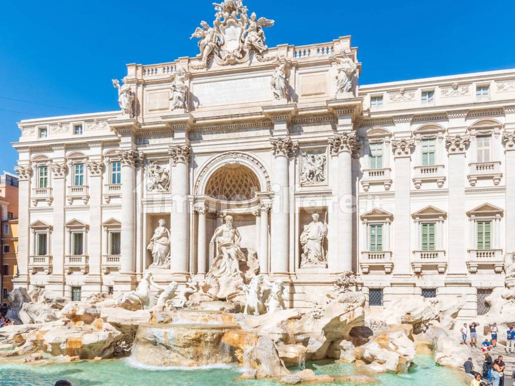 Vendita Appartamento Roma. Trilocale in vicolo Scanderbeg. Ottimo stato ...