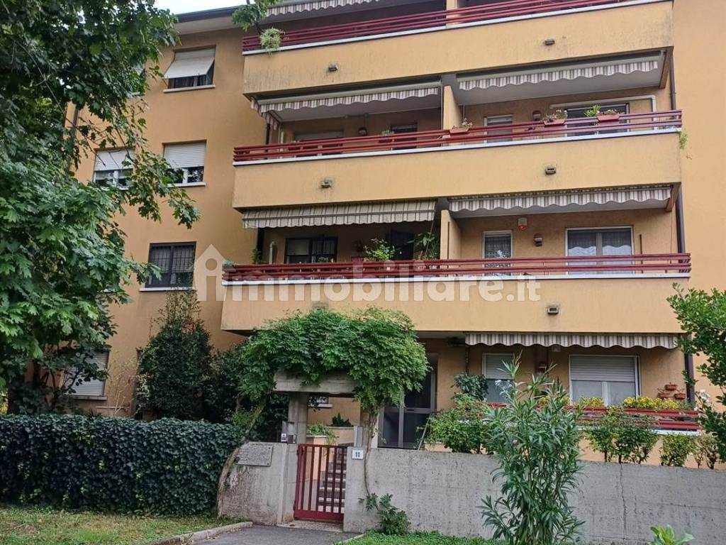 Vendita Appartamento Concorezzo. Trilocale in via Padre Tarcisio ...