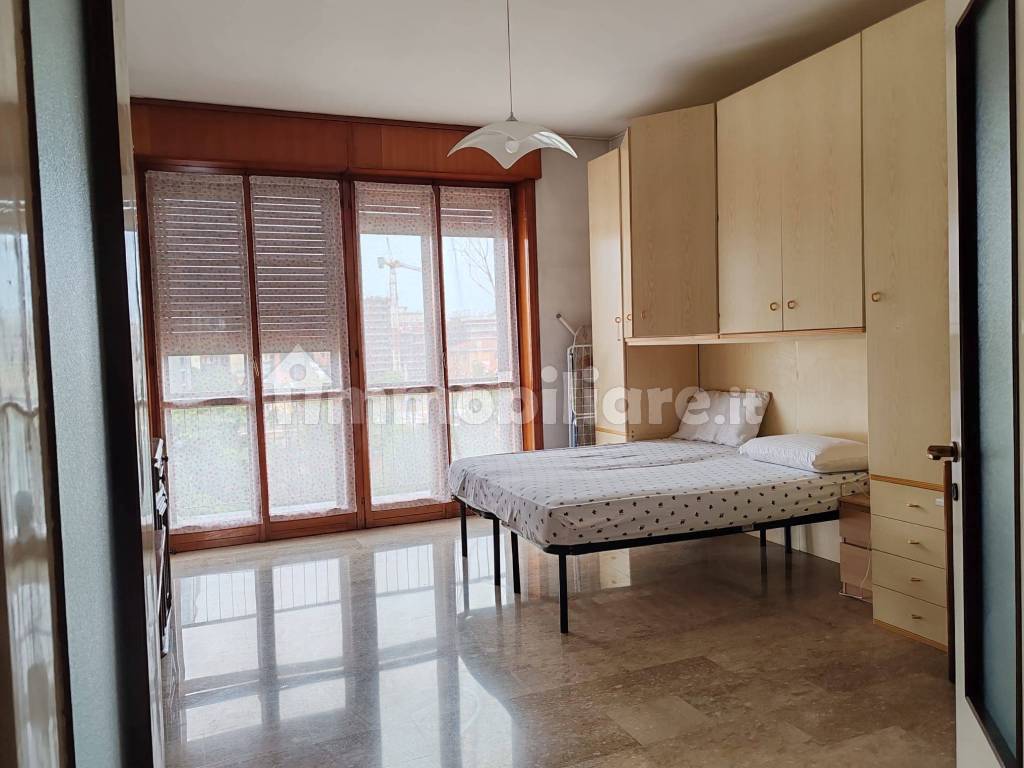 Stanza singola in affitto, affittasi camera singola via Lodovico il ...