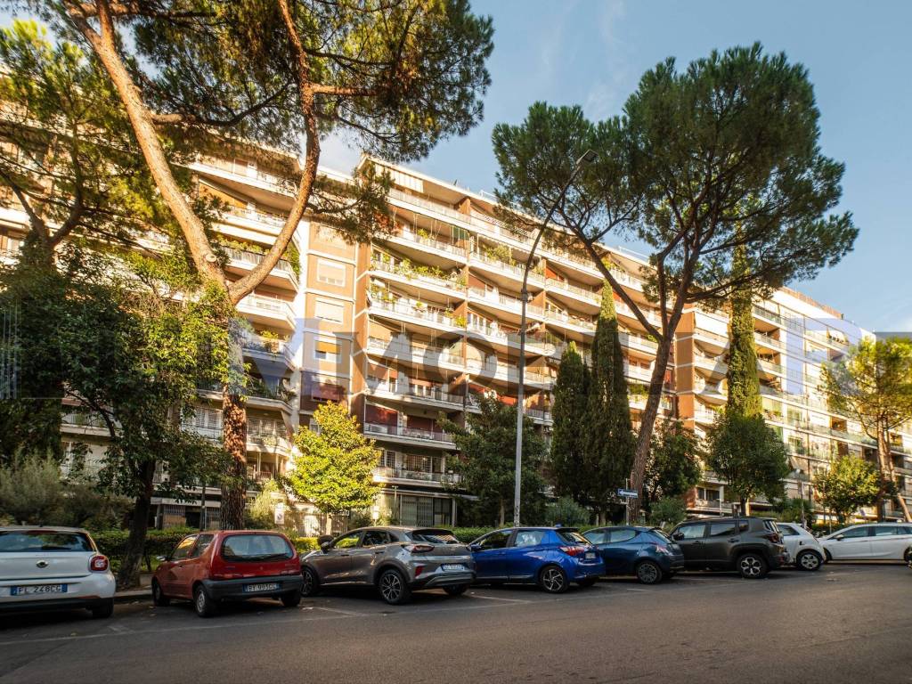 Vendita Appartamento Roma. Quadrilocale in via Paola Falconieri 19 ...