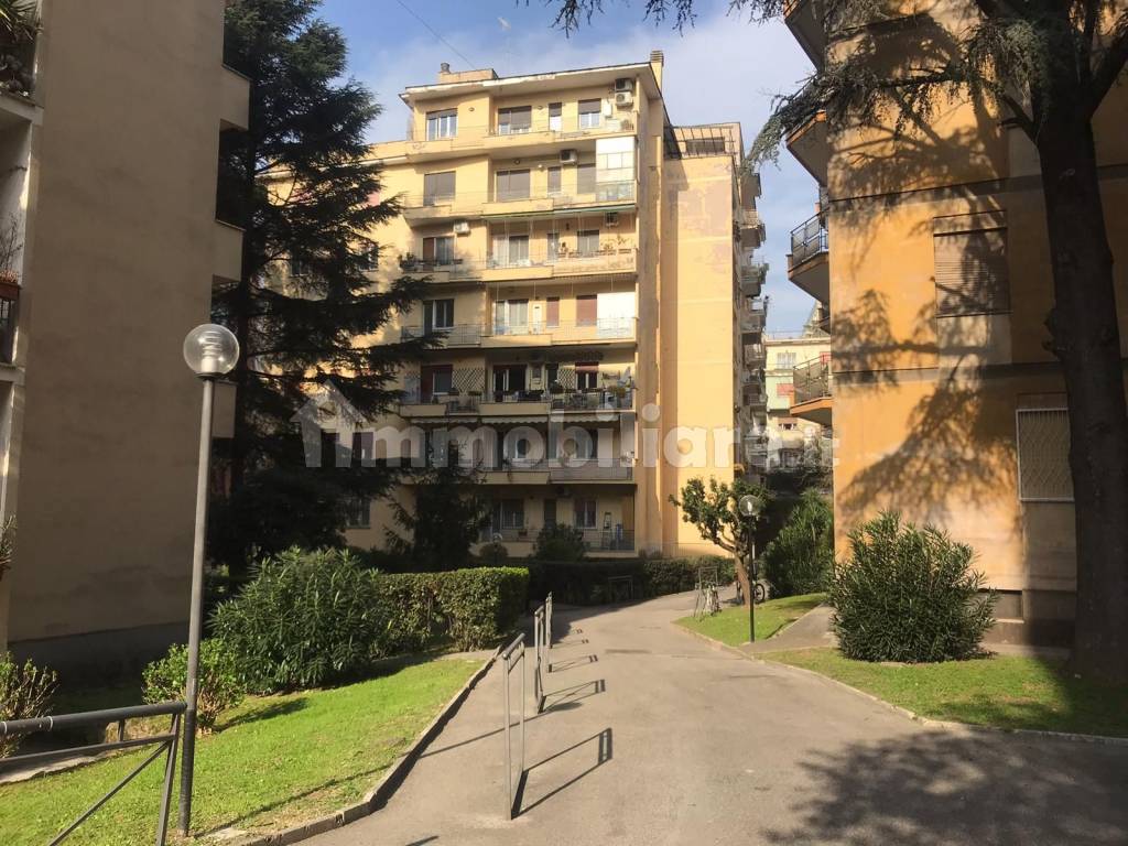 Vendita Appartamento Roma. Bilocale in via Rosa Raimondi Garibaldi 50 ...