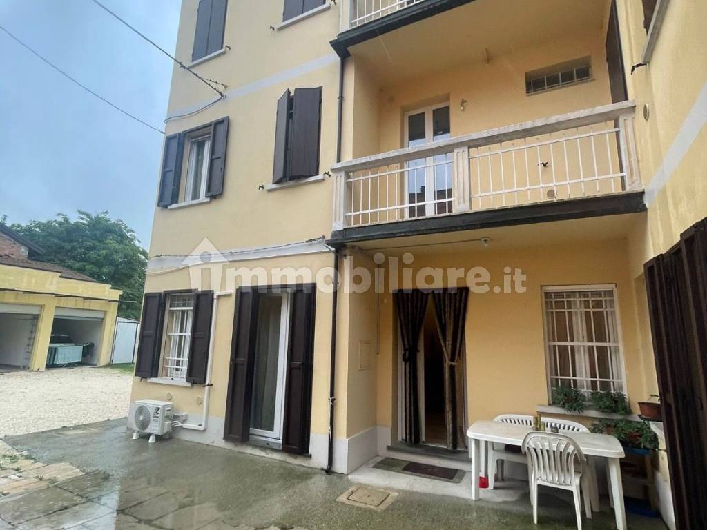 Vendita Villa bifamiliare in via Perossaro Vecchia San Felice sul ...