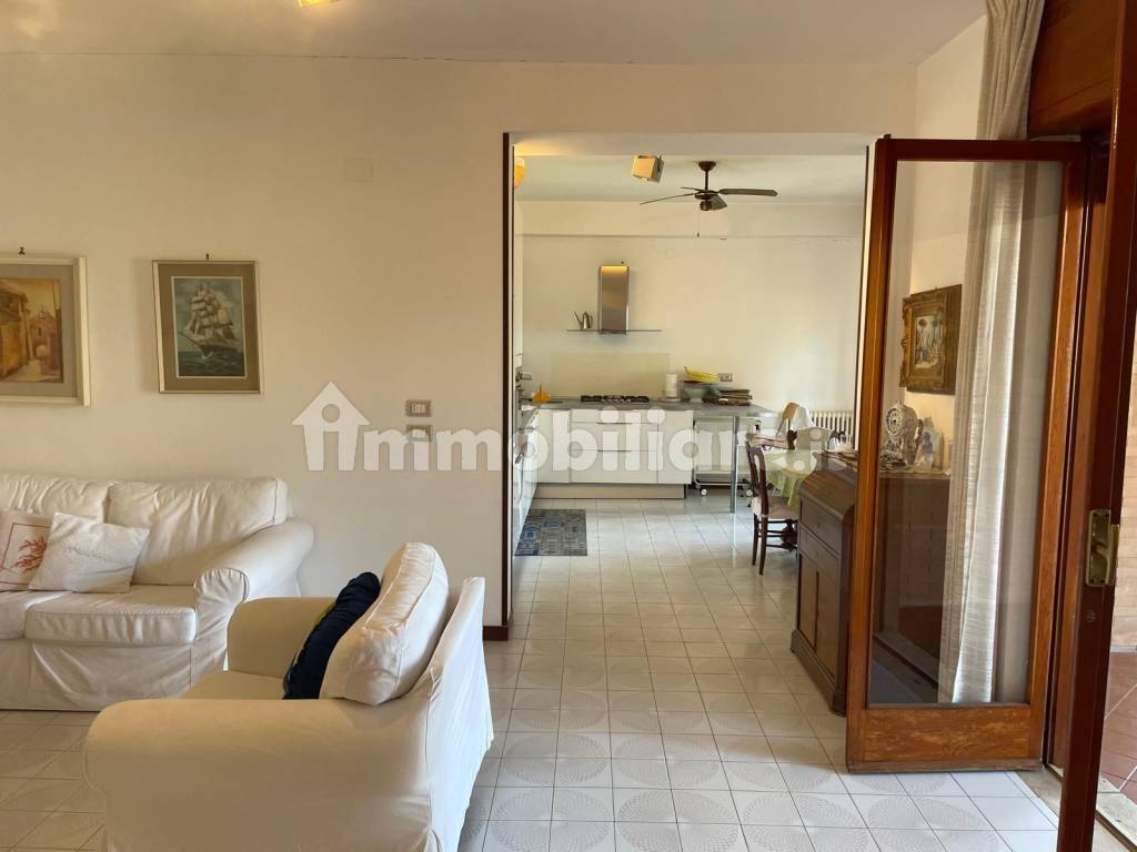 Affitto Appartamento Piano di Sorrento. Ottimo stato, secondo piano ...