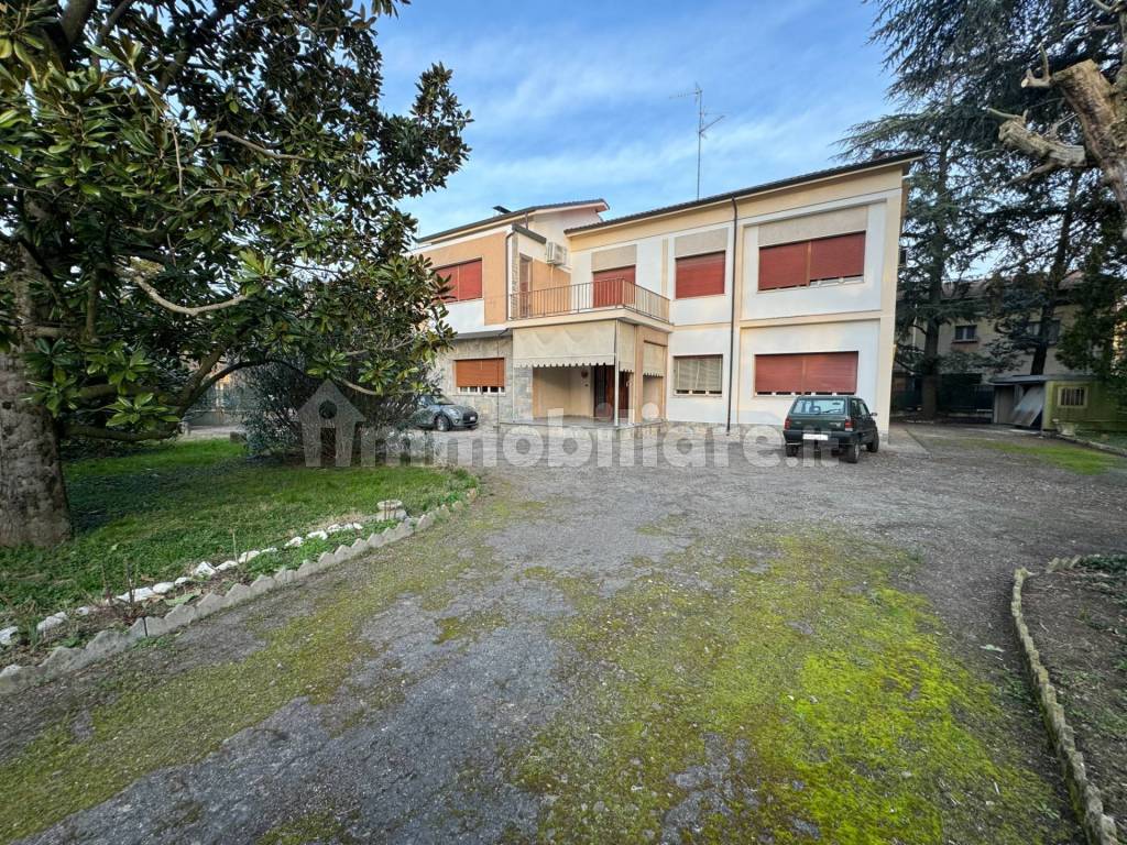Vendita Villa unifamiliare San Felice sul Panaro. Buono stato, posto ...