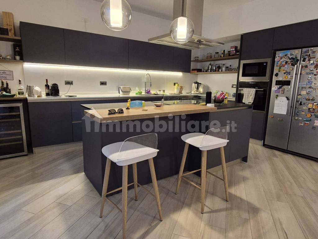 Vendita Villa a schiera in via Arciprete Michele Lucente 9 Valenzano. Riscaldamento ...