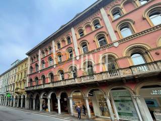 Case in vendita in zona Centro, Varese - Immobiliare.it