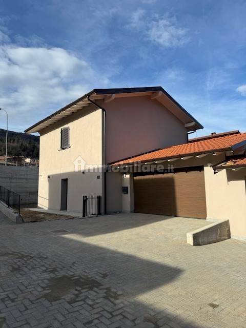 Vendita Villa a schiera in via San Pietro Marchirolo. Ottimo stato ...