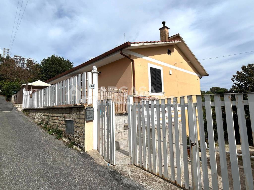 Vendita Villa unifamiliare in via Ponte Veloce Velletri. Da ...