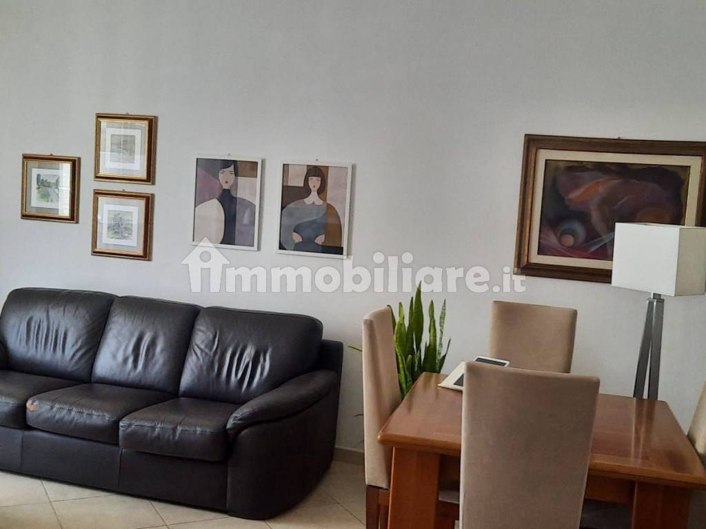 Vendita Appartamento Trani. Quadrilocale in via Attilio Perrone Capano ...