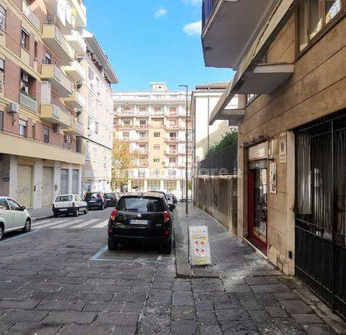 Garage - Box via San Crescitelli 14, Avellino, Rif. 115344323 - Immobiliare.it