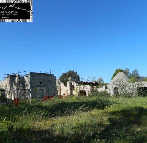 Vendita Rustico Ostuni. Da ristrutturare, 400 m², rif. 115378619
