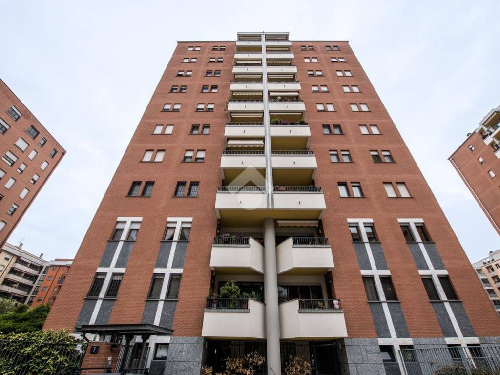 Vendita Appartamento Milano. Trilocale in San Mirocle 7. Buono stato ...