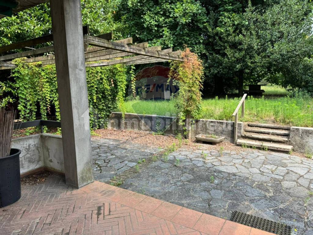 Vendita Appartamento Galliate. Bilocale in piazza Martiri della Libertà ...