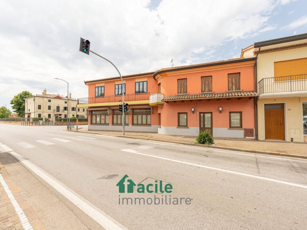 Vendita Appartamento Morgano. Quadrilocale in via Roma, 20, 31050 ...