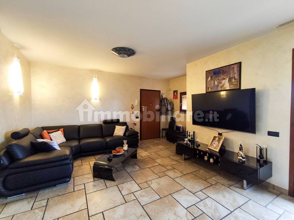 Vendita Appartamento Altopascio. Trilocale in via Firenze. Ottimo stato ...