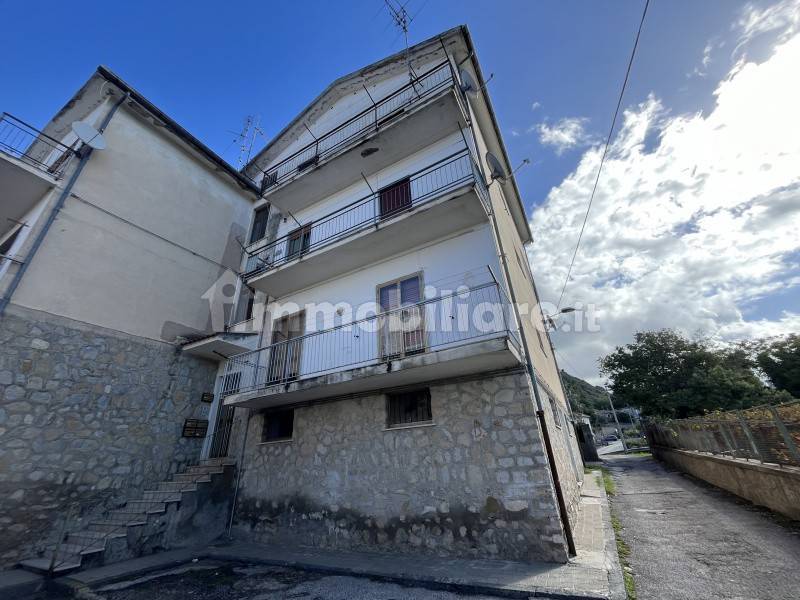 Vendita Appartamento Capaccio Paestum. Quadrilocale in via Fratelli ...