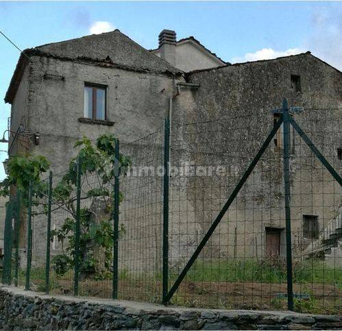 Vendita Villa unifamiliare in via Pietro Nicoletti 3 Rogliano. Da ...