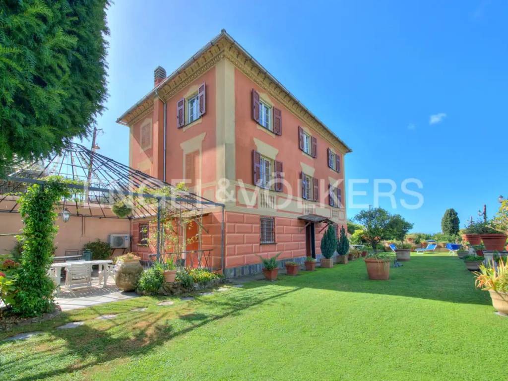 Sale Single family villa in via Privata Bastia 4 Recco. Excellent ...