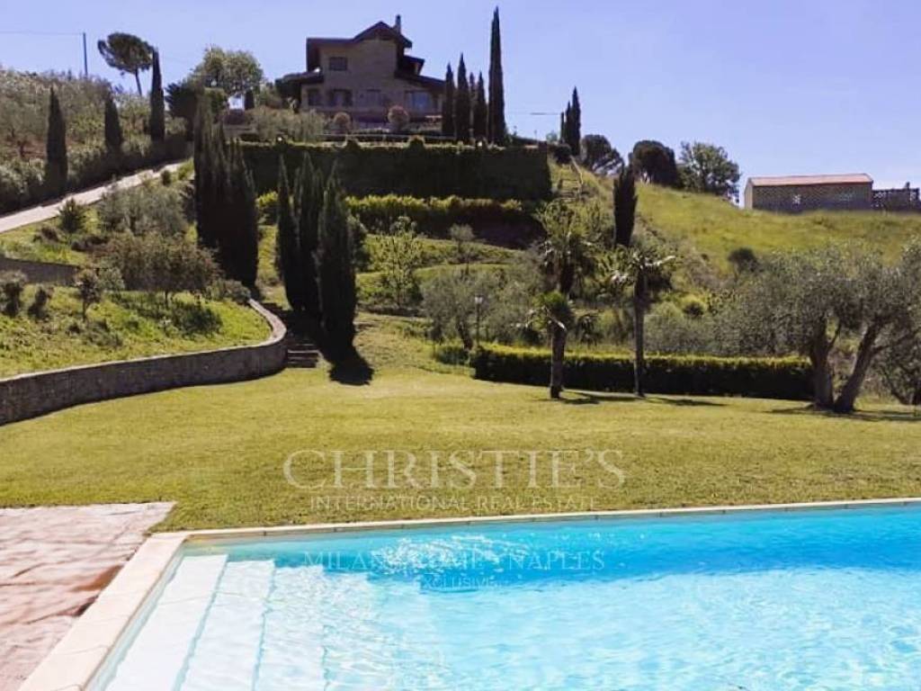 Vendita Villa unifamiliare in via Tempone Siepegrande snc Serre. Ottimo ...