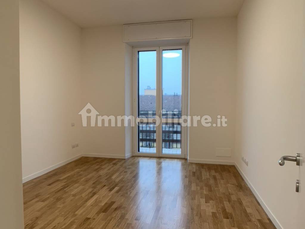 Affitto Appartamento Milano. Trilocale in via Tonale 5. Ottimo stato ...