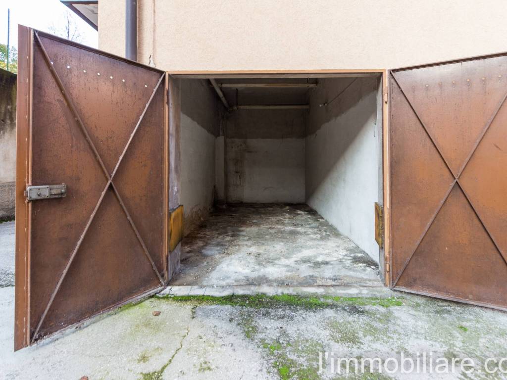 Garage - Box via Alessandro Poerio 9A, Verona, Rif. 115703327 ...