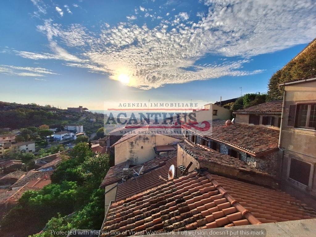 Sale Apartment in via dell'Unità 116. Cori. Good condition, on multiple ...