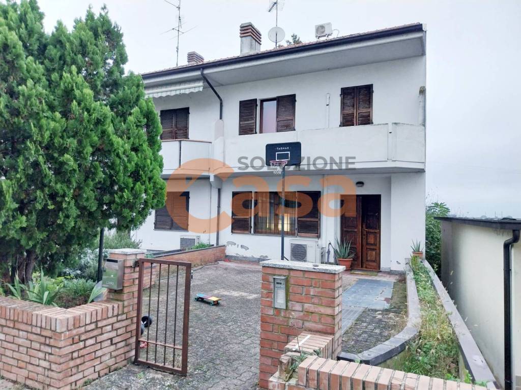 Sale Single family villa in via Castello Chiapponi Rottofreno. Good ...