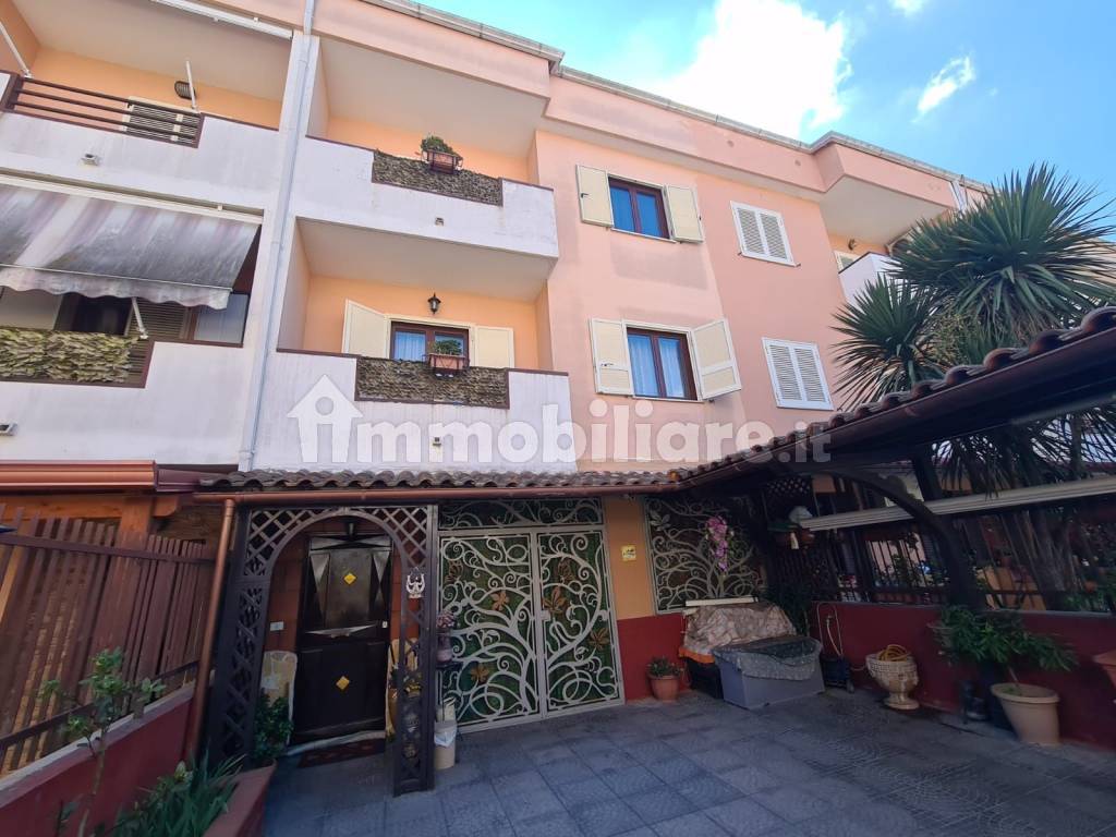 Vendita Villa a schiera in corso Italia Villaricca. Buono stato, posto ...