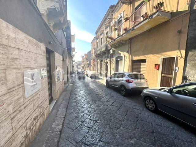 Vendita Appartamento Misterbianco. Trilocale in via San Nicolò. Da ...