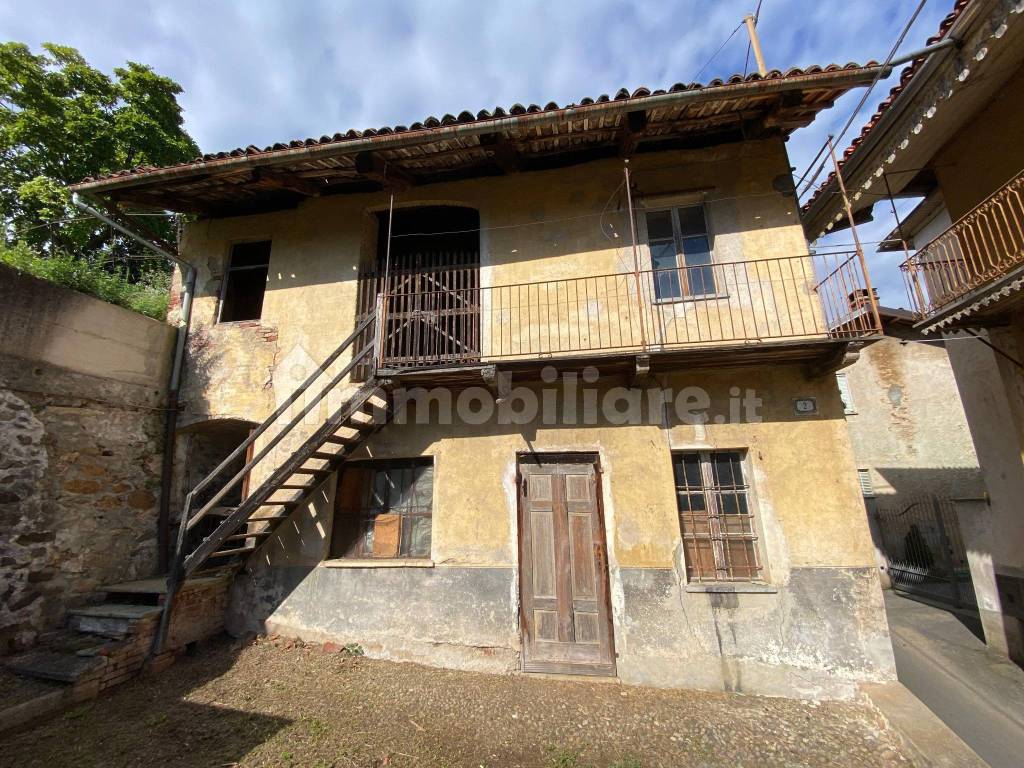 Vendita Rustico in via Raimondo Franchetti 35 Muzzano. Da ristrutturare ...