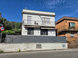 Case in vendita in Via Cornelia, Roma - Immobiliare.it